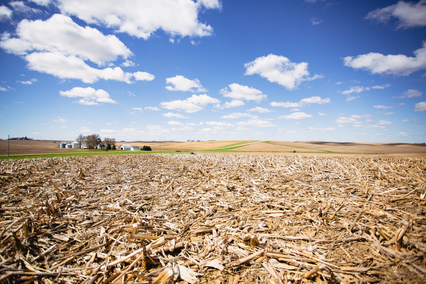 Improving Fertilizer Efficacy - Helena Agri-Enterprises